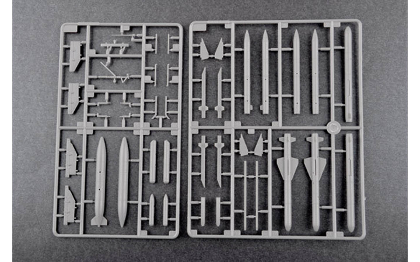JH-7A Flying Leopard - Trumpeter 01664 | kingshobby.com