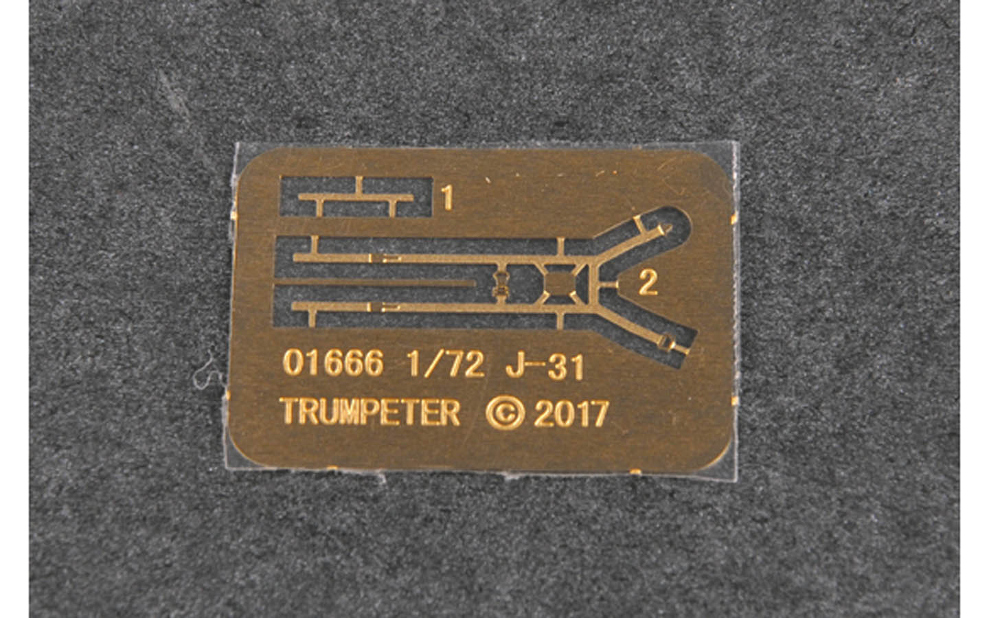 Shenyang J-31 Gyrfalcon, Airshow China 2014 - Trumpeter 01666 ...