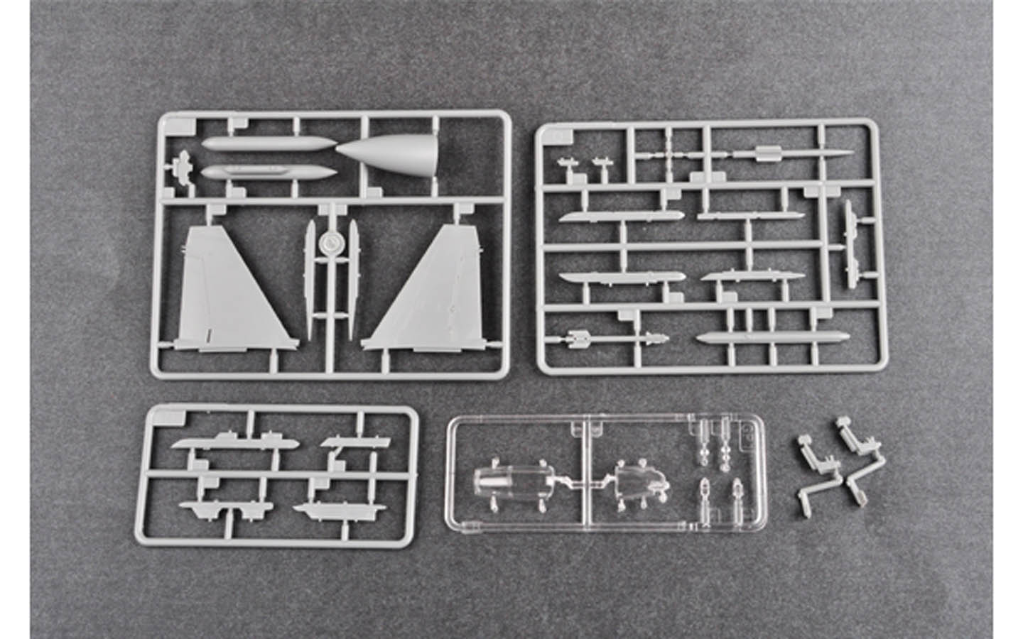 Russian Su-33 Flanker D - Trumpeter 01667 | kingshobby.com