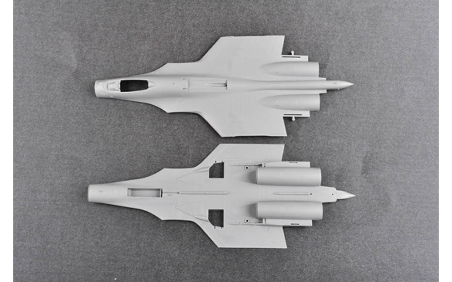 Russian Su-33 Flanker D - Trumpeter 01667 | kingshobby.com