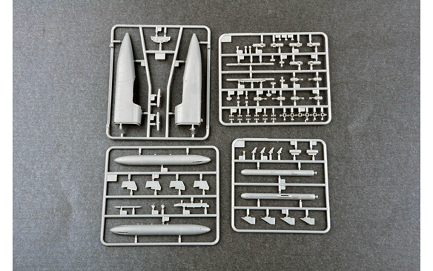 Su-24M Fencer-D - Trumpeter 01673 | kingshobby.com