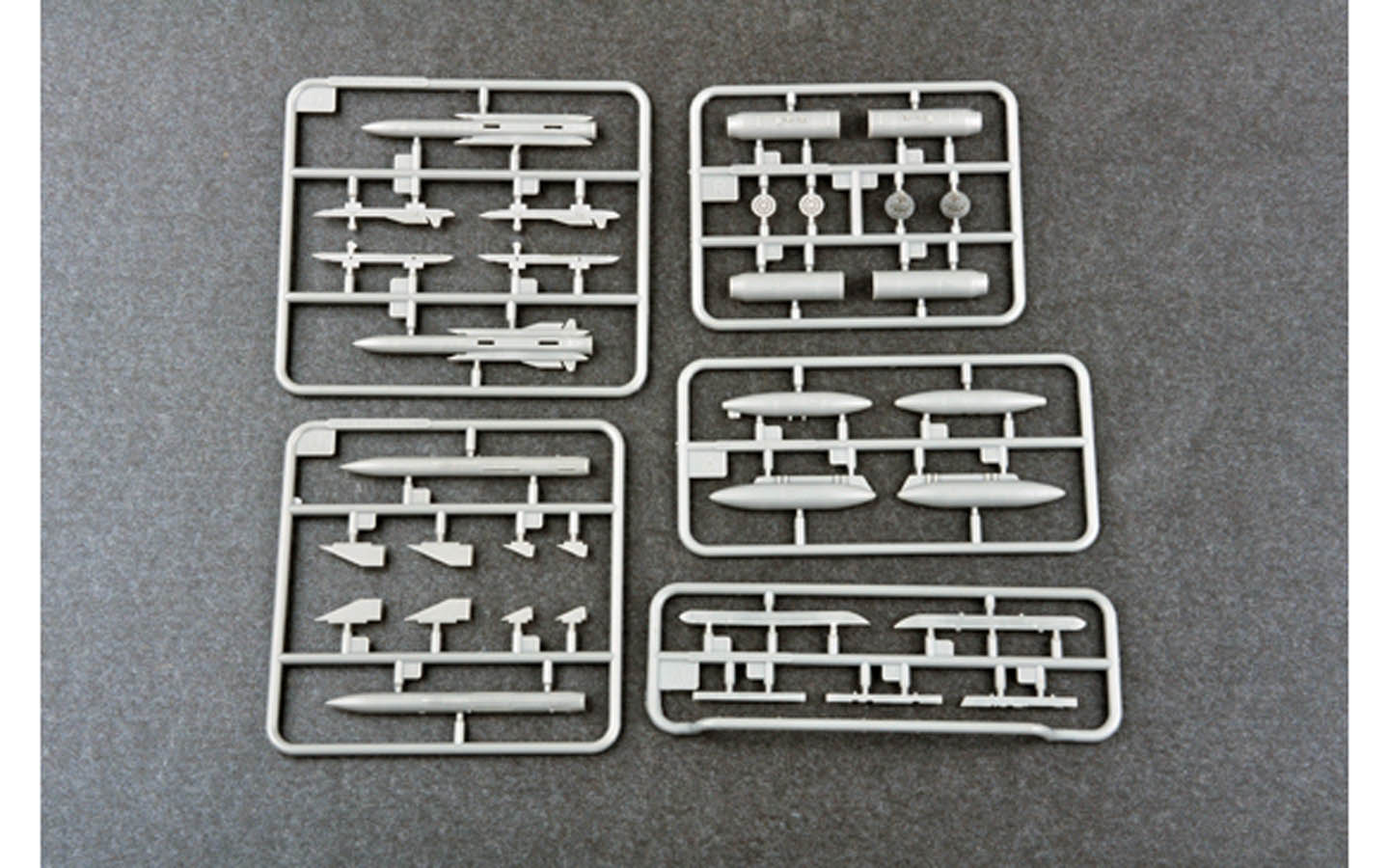 Su-24M Fencer-D - Trumpeter 01673 | kingshobby.com