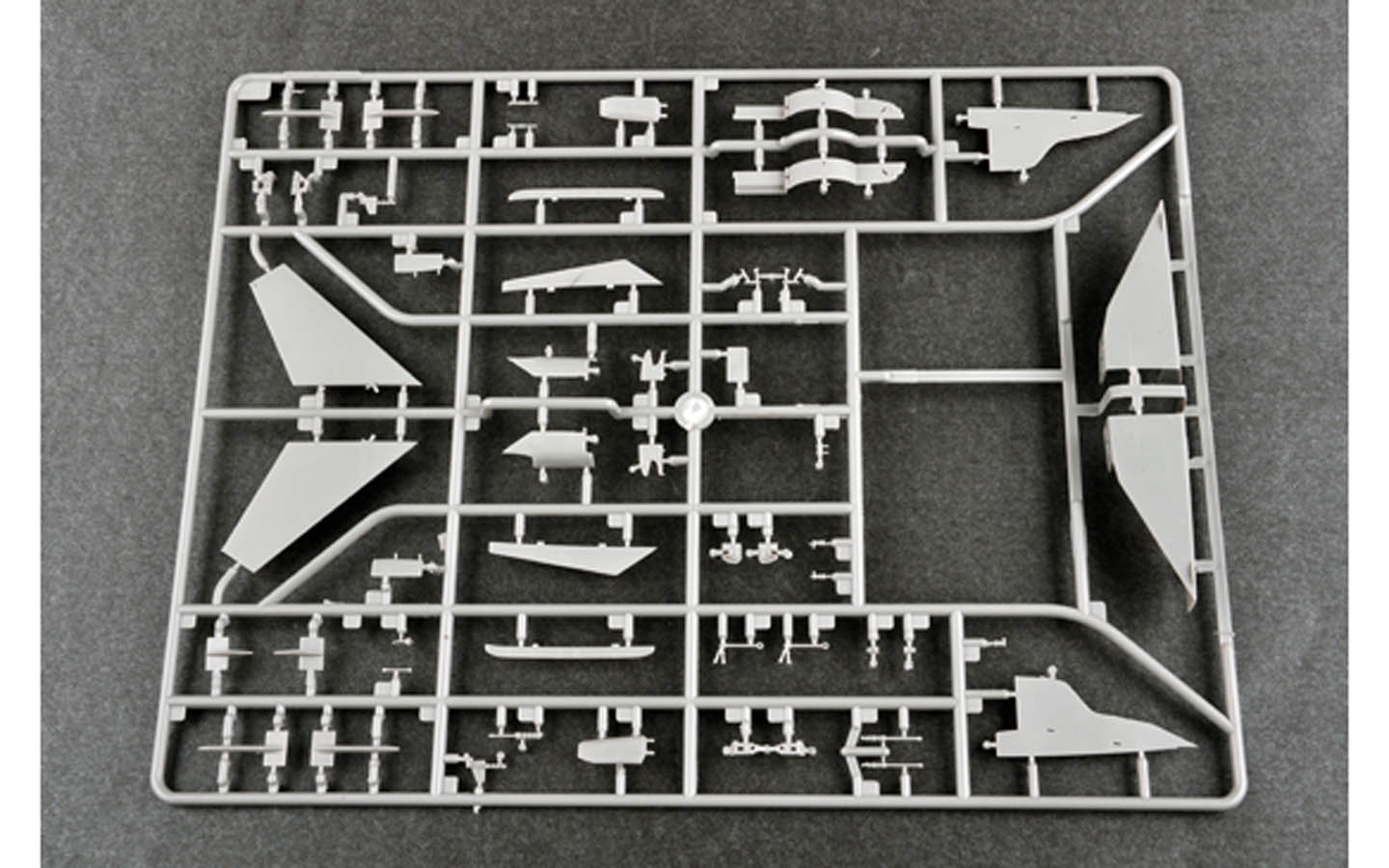Russian MiG-31 Foxhound - Trumpeter 01679 | kingshobby.com