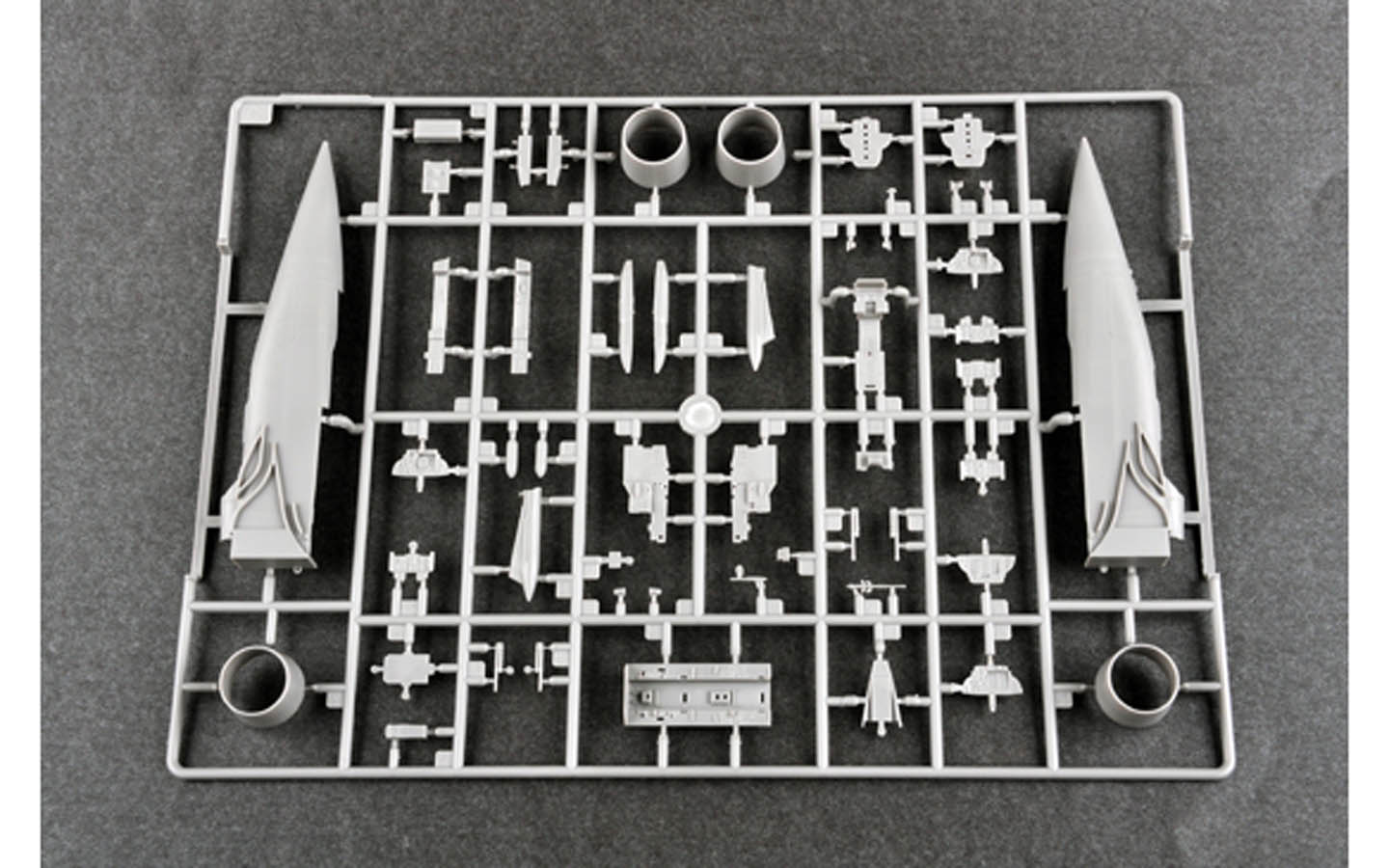 Russian MiG-31 Foxhound - Trumpeter 01679 | kingshobby.com