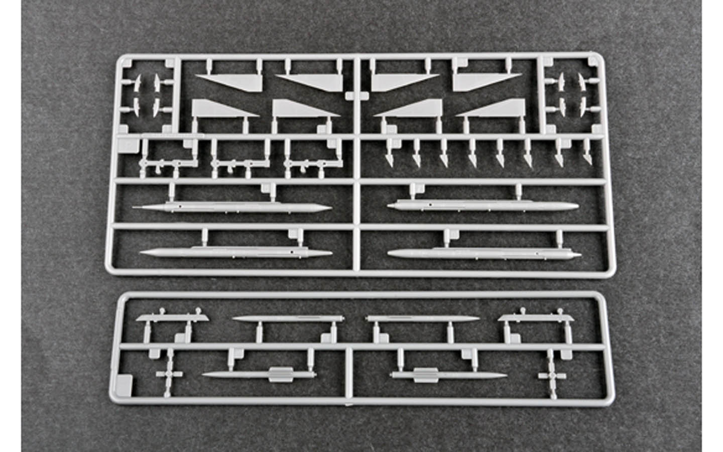 Russian MiG-31M Foxhound Fighter - Trumpeter 01681 | kingshobby.com