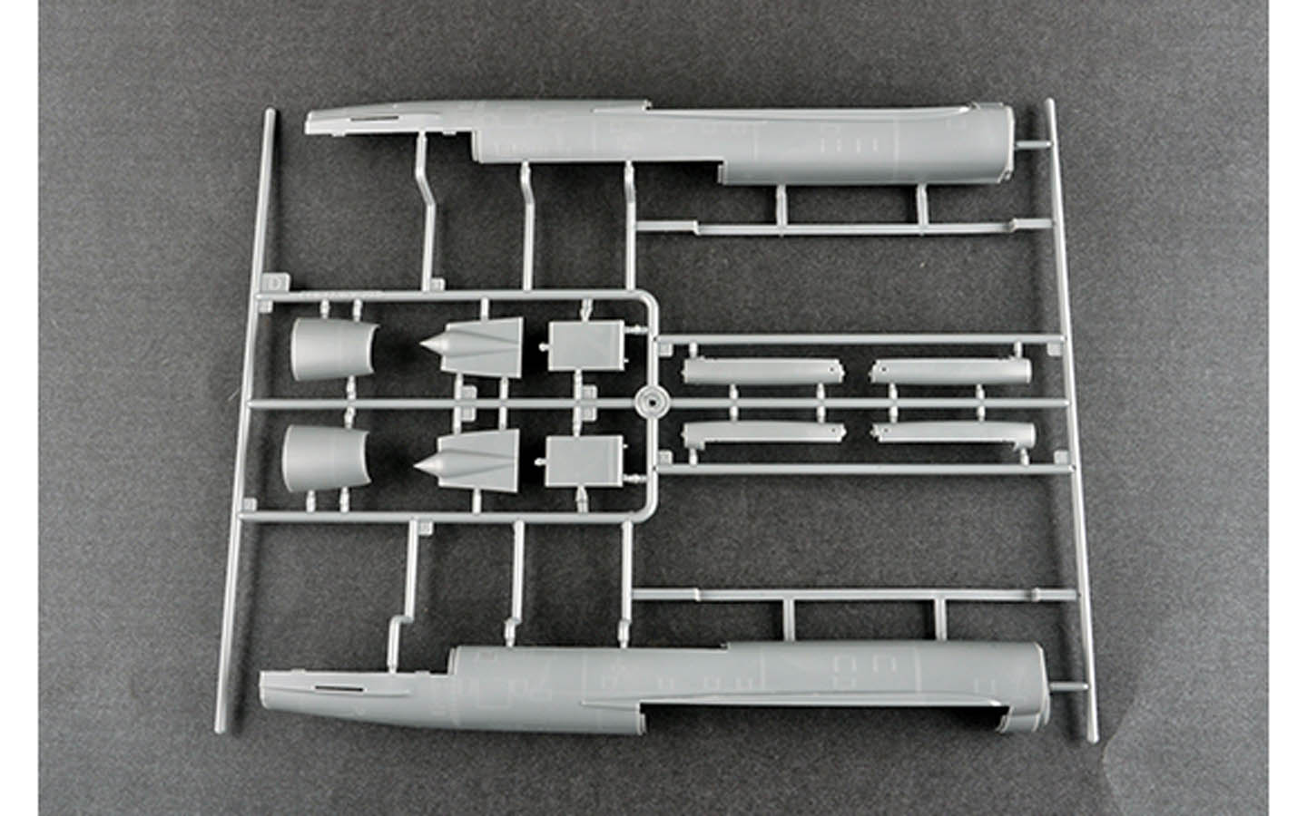 Tu-128M Fiddler - Trumpeter 01687 | kingshobby.com