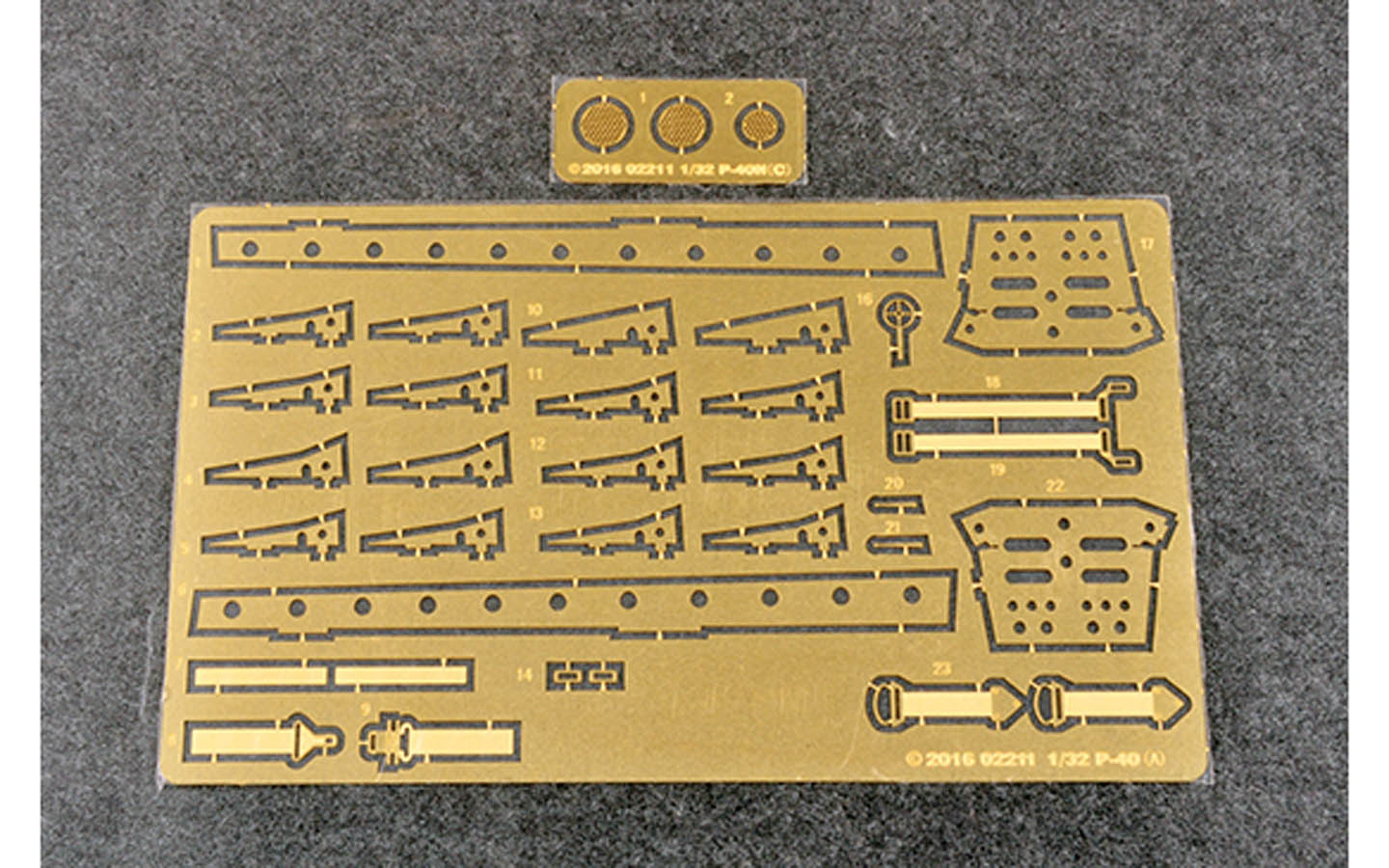 P-40M War Hawk - Trumpeter 02211 | kingshobby.com