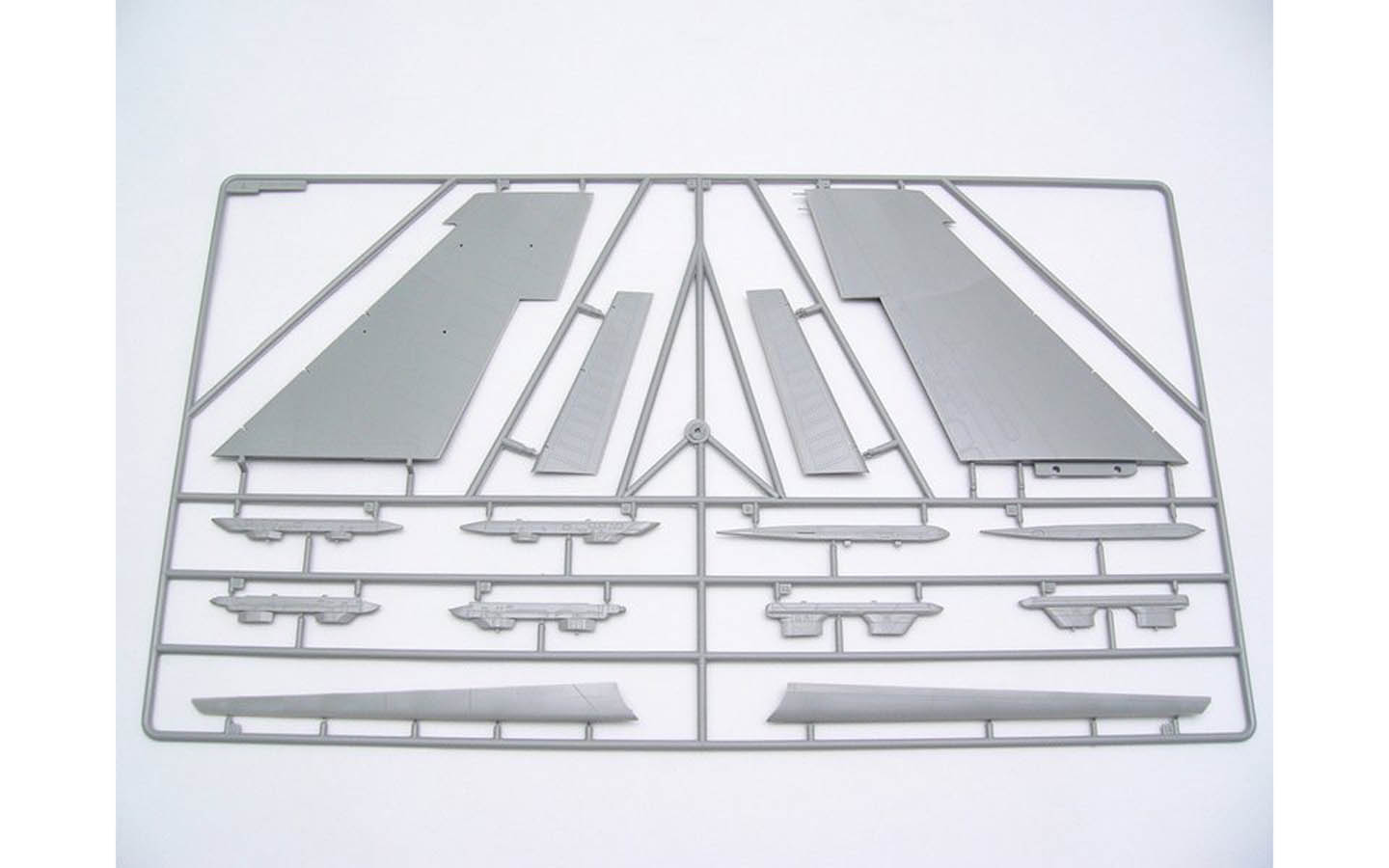 Sukhoi Su-27 Flanker B - Trumpeter 02224 | kingshobby.com