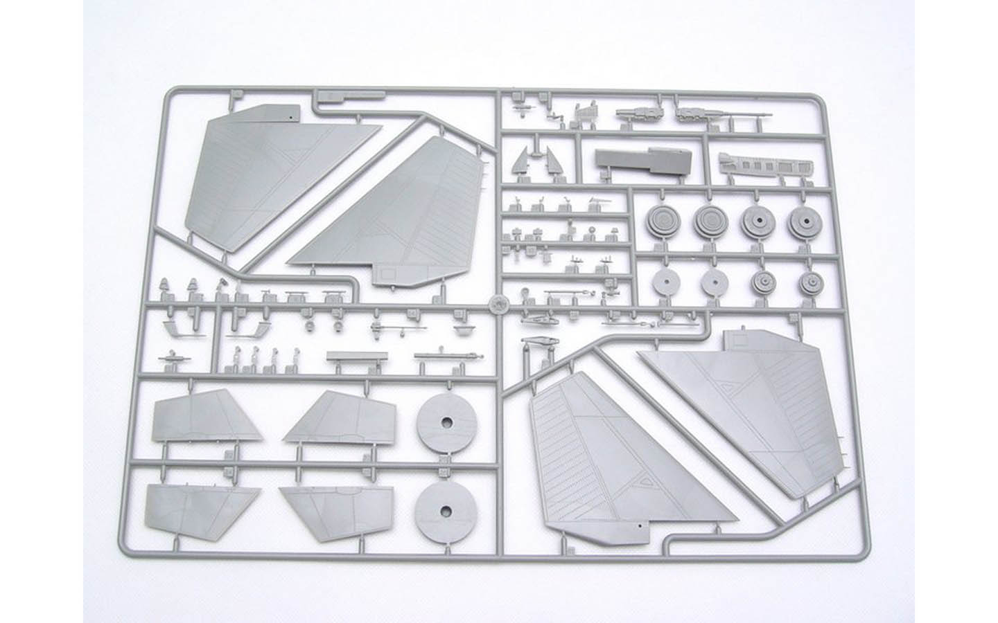 Sukhoi Su-27 Flanker B - Trumpeter 02224 | kingshobby.com