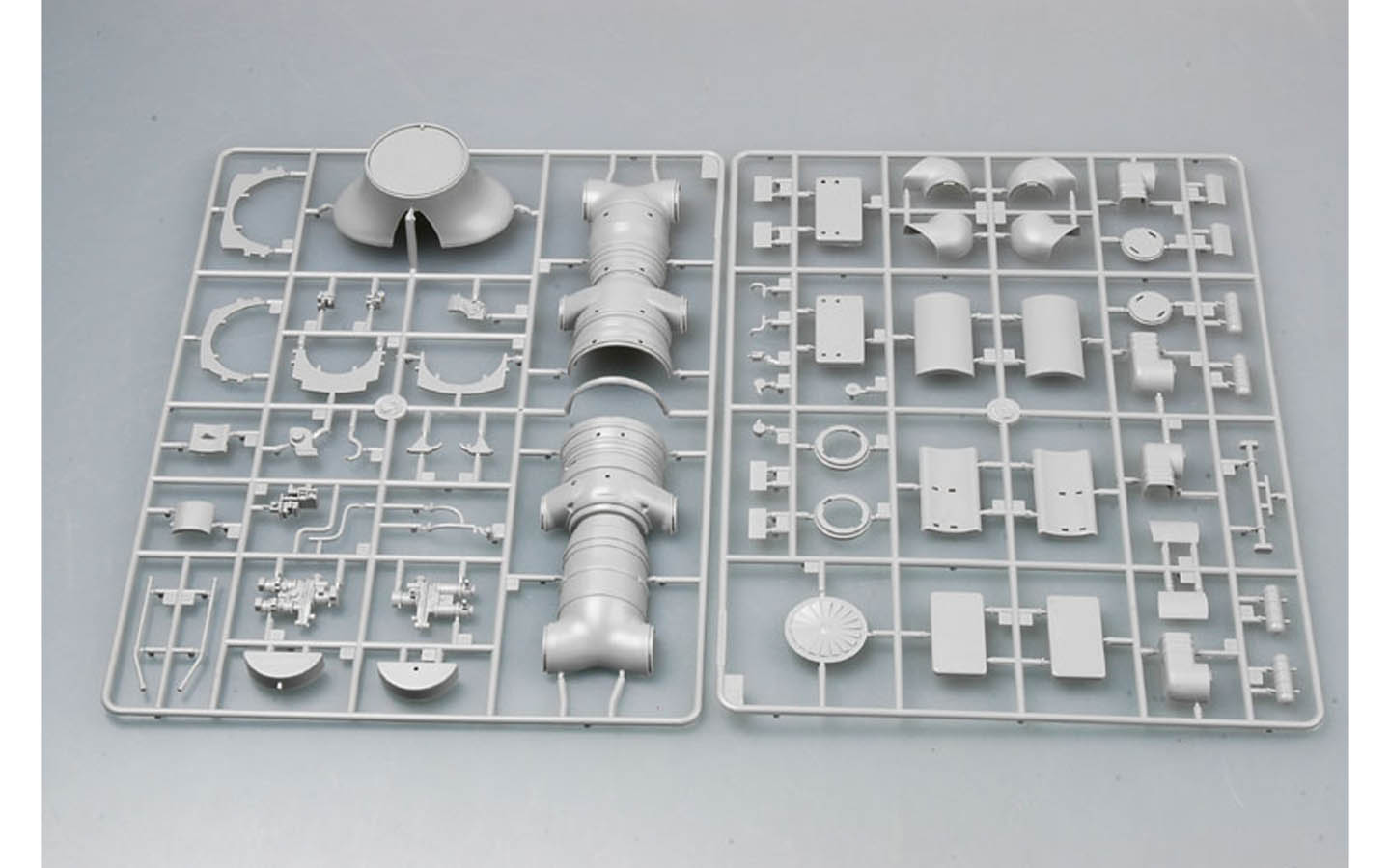 AV-8B Harrier II - Trumpeter 02229 | kingshobby.com