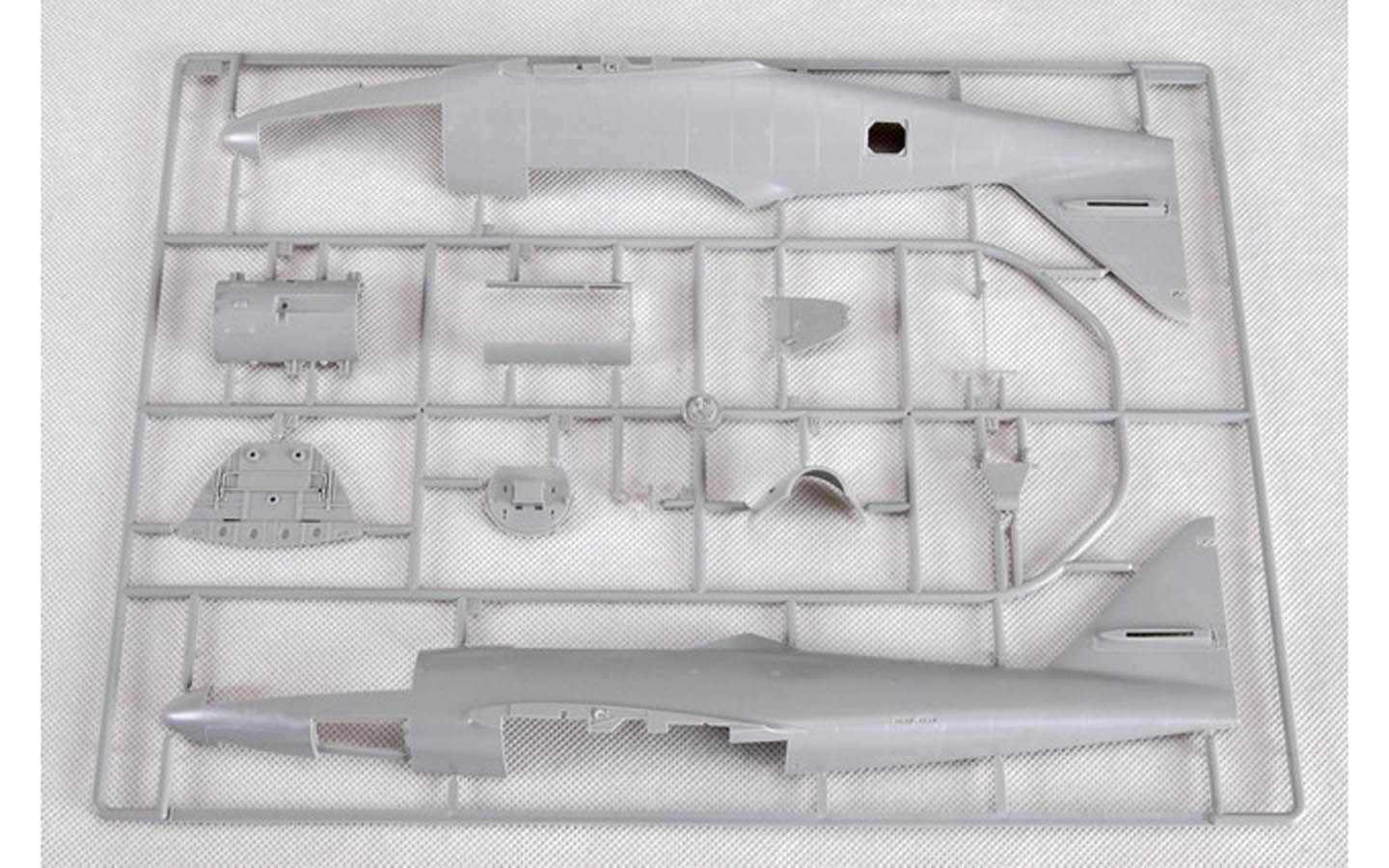 Messerschmitt Me 262 A-2a - Trumpeter 02236 | kingshobby.com