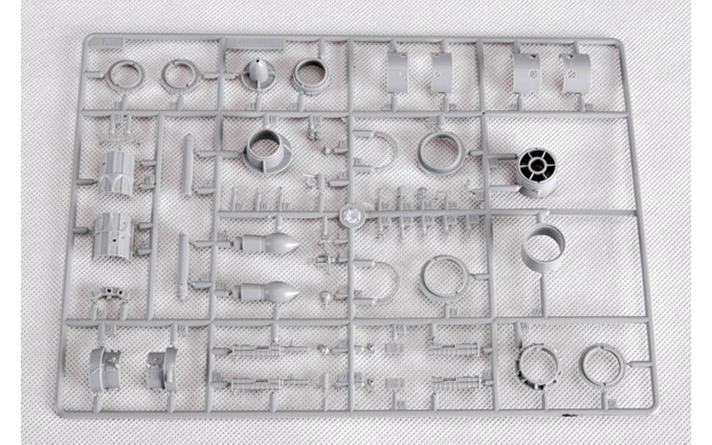 Messerschmitt Me 262 A-2a - Trumpeter 02236 | kingshobby.com