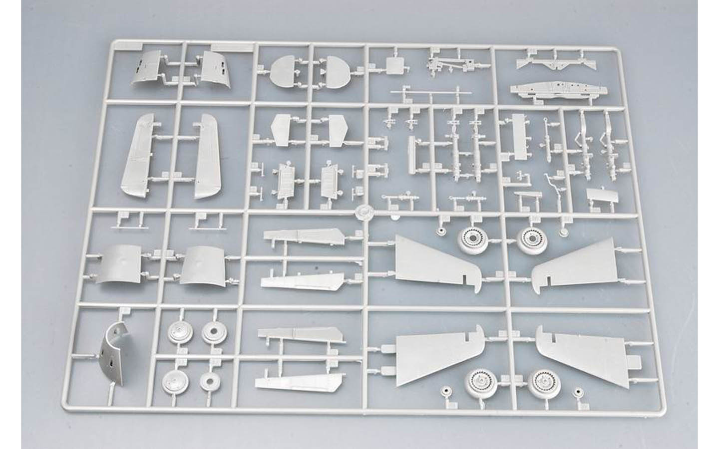 Messerschmitt Me 262 B-1a/U1 - Trumpeter 02237 | kingshobby.com