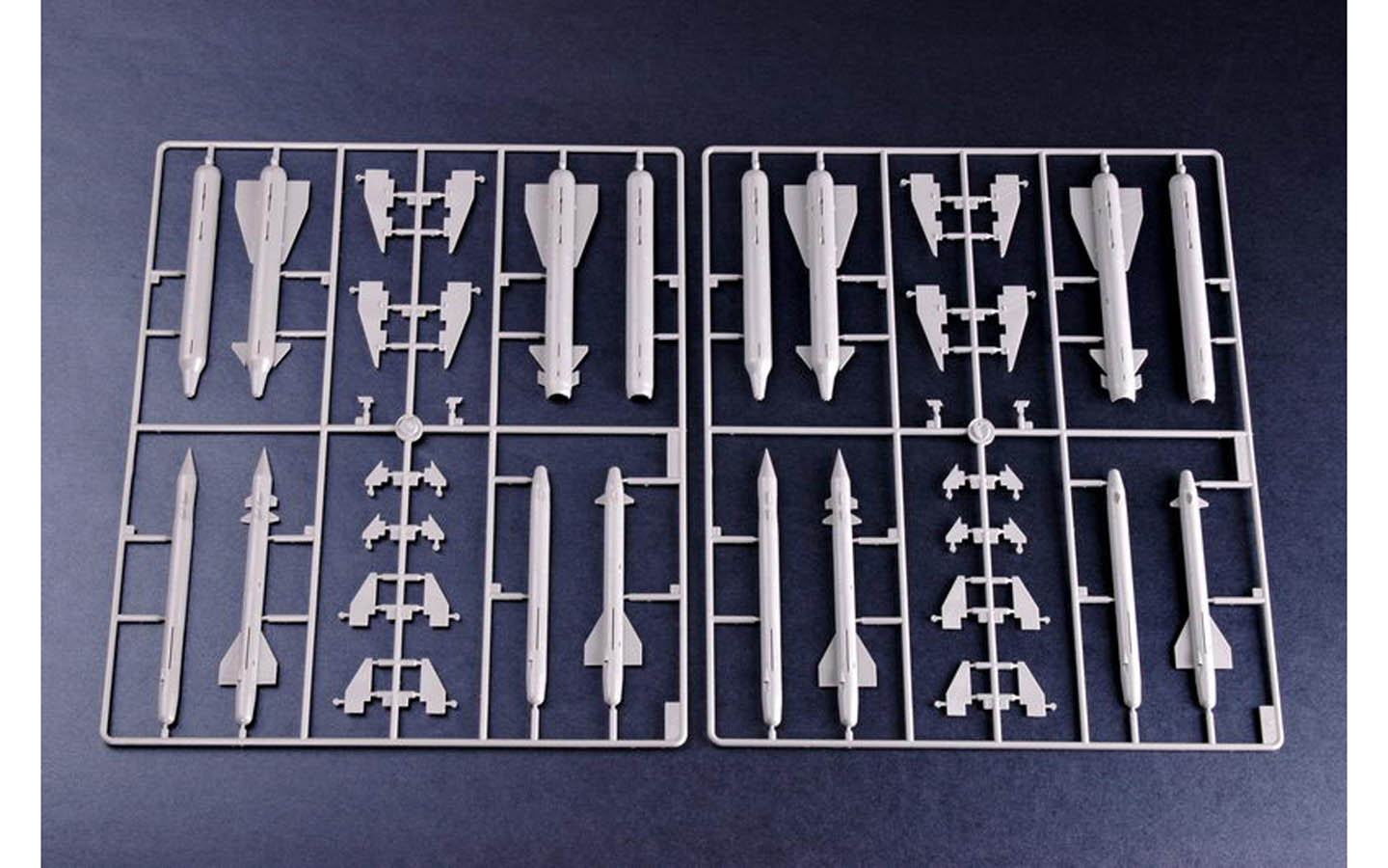 Russia MIG-29M, Fulcrum, Fighter - Trumpeter 02238 | kingshobby.com