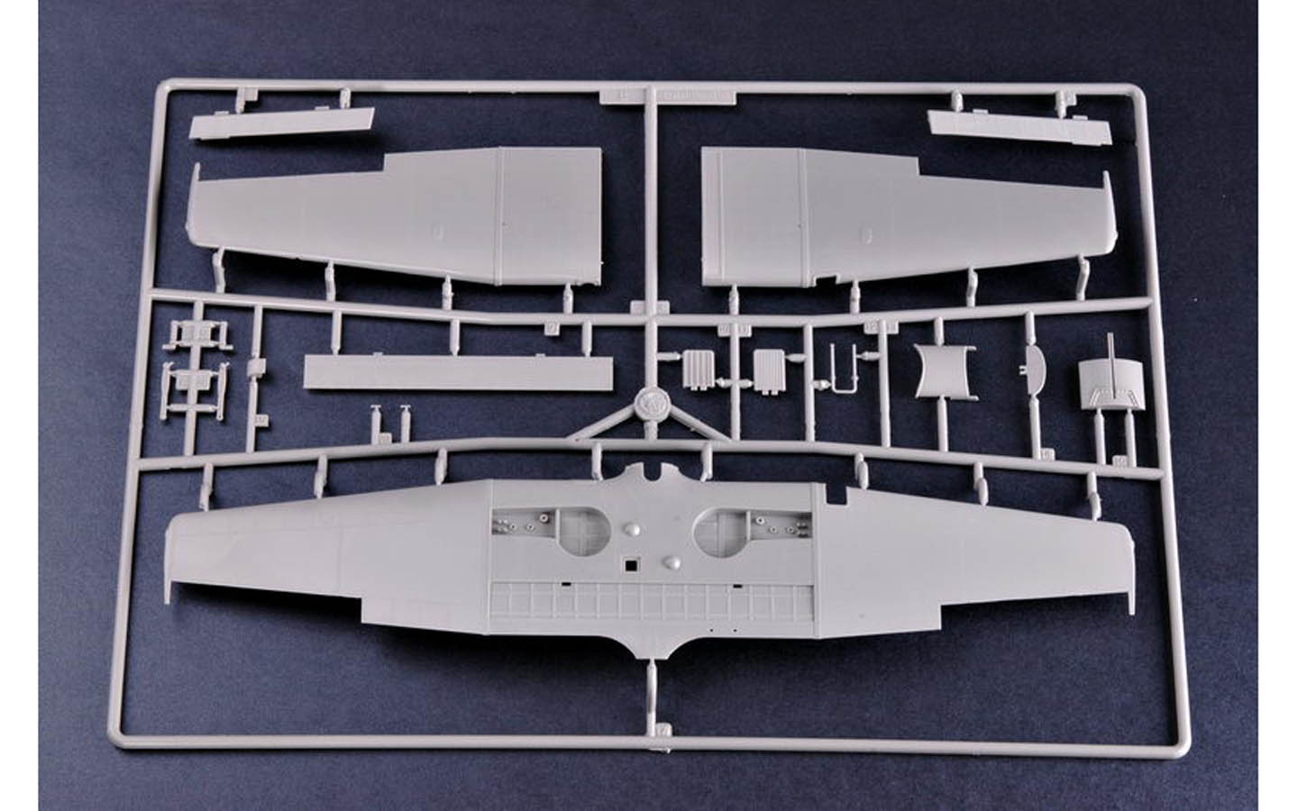 China Nanchang CJ-6 - Trumpeter 02240 | kingshobby.com