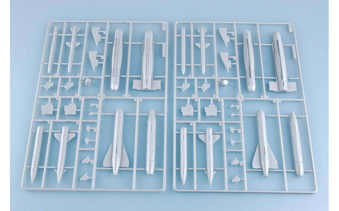 USAF A-7D Corsair II - Trumpeter 02245 | kingshobby.com