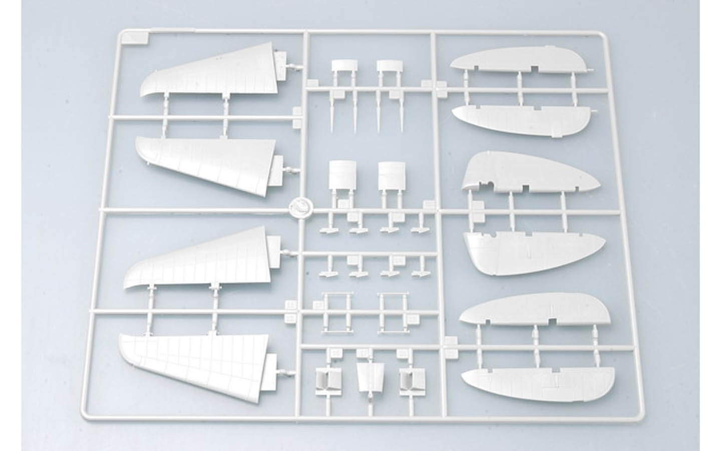 P-47D Thunderbolt, Razorback - Trumpeter 02262 | kingshobby.com
