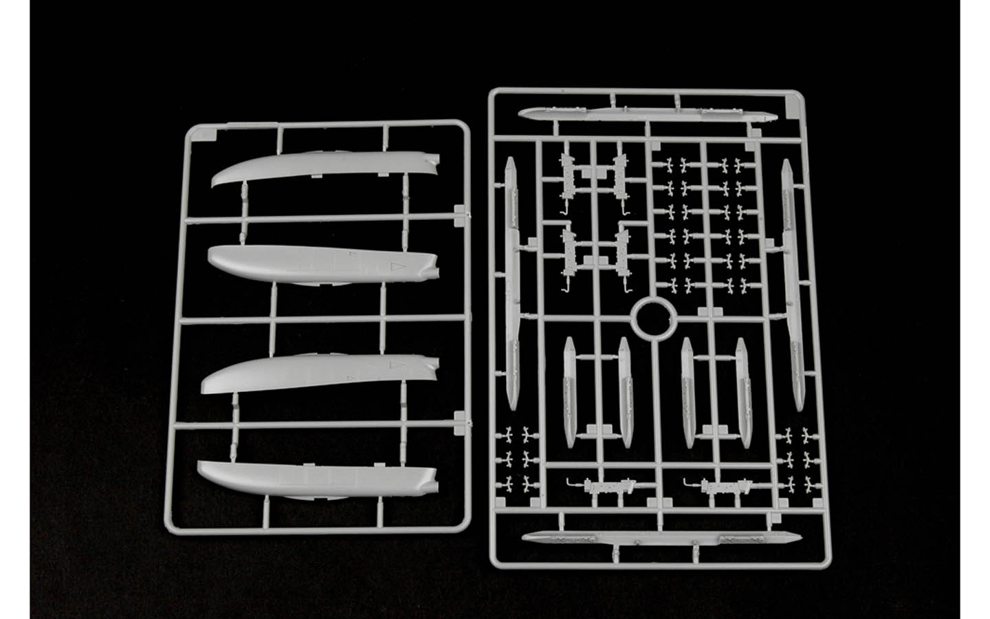 RAF Harrier GR.MK7 - Trumpeter 02287 | kingshobby.com