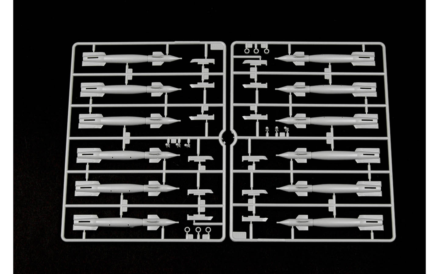 RAF Harrier GR.MK7 - Trumpeter 02287 | kingshobby.com