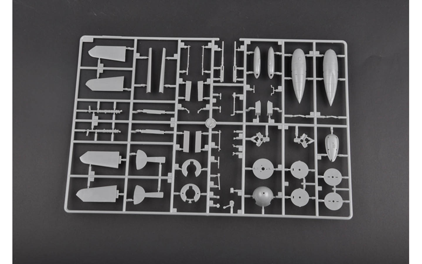Messerschmitt Bf 109F-4/Trop - Trumpeter 02293 | kingshobby.com