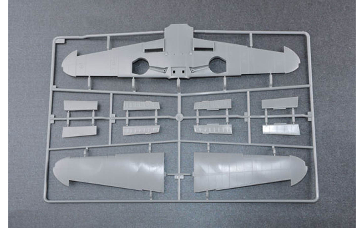 Messerschmitt Bf 109G-10 - Trumpeter 02298 | kingshobby.com