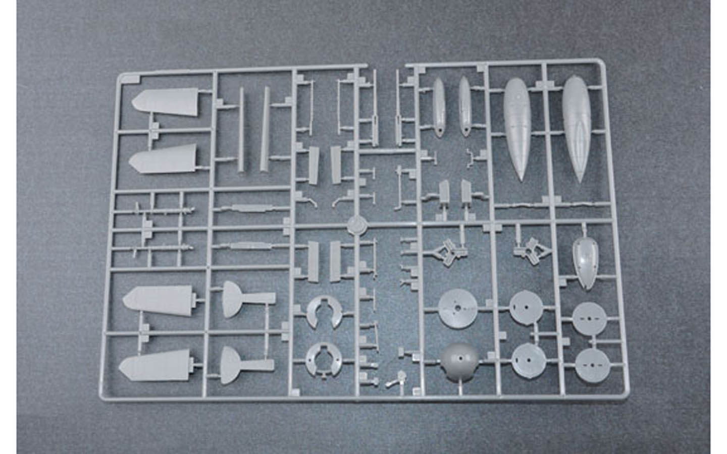 Messerschmitt Bf 109G-10 - Trumpeter 02298 | kingshobby.com