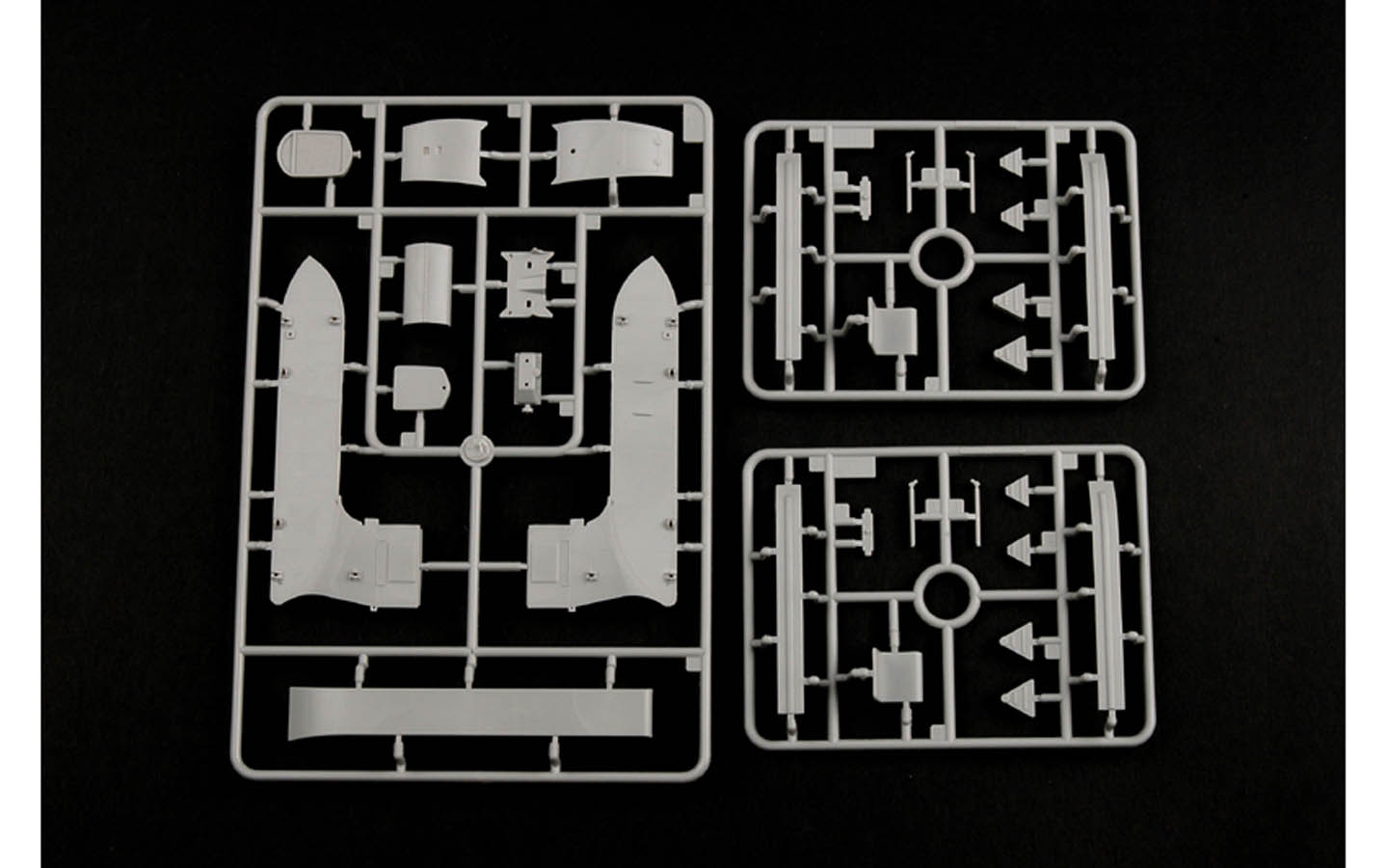 Soviet Aerosan RF-8/GAZ-98 - Trumpeter 02322 | kingshobby.com