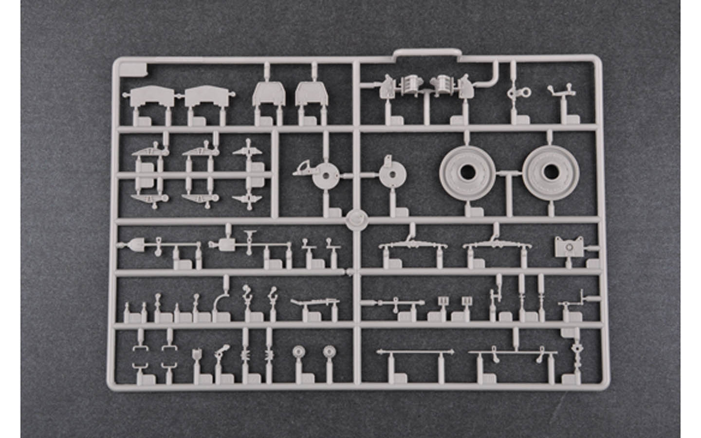 Soviet 122 mm Howitzer 1938 M-30 Early Version - Trumpeter 02343 ...