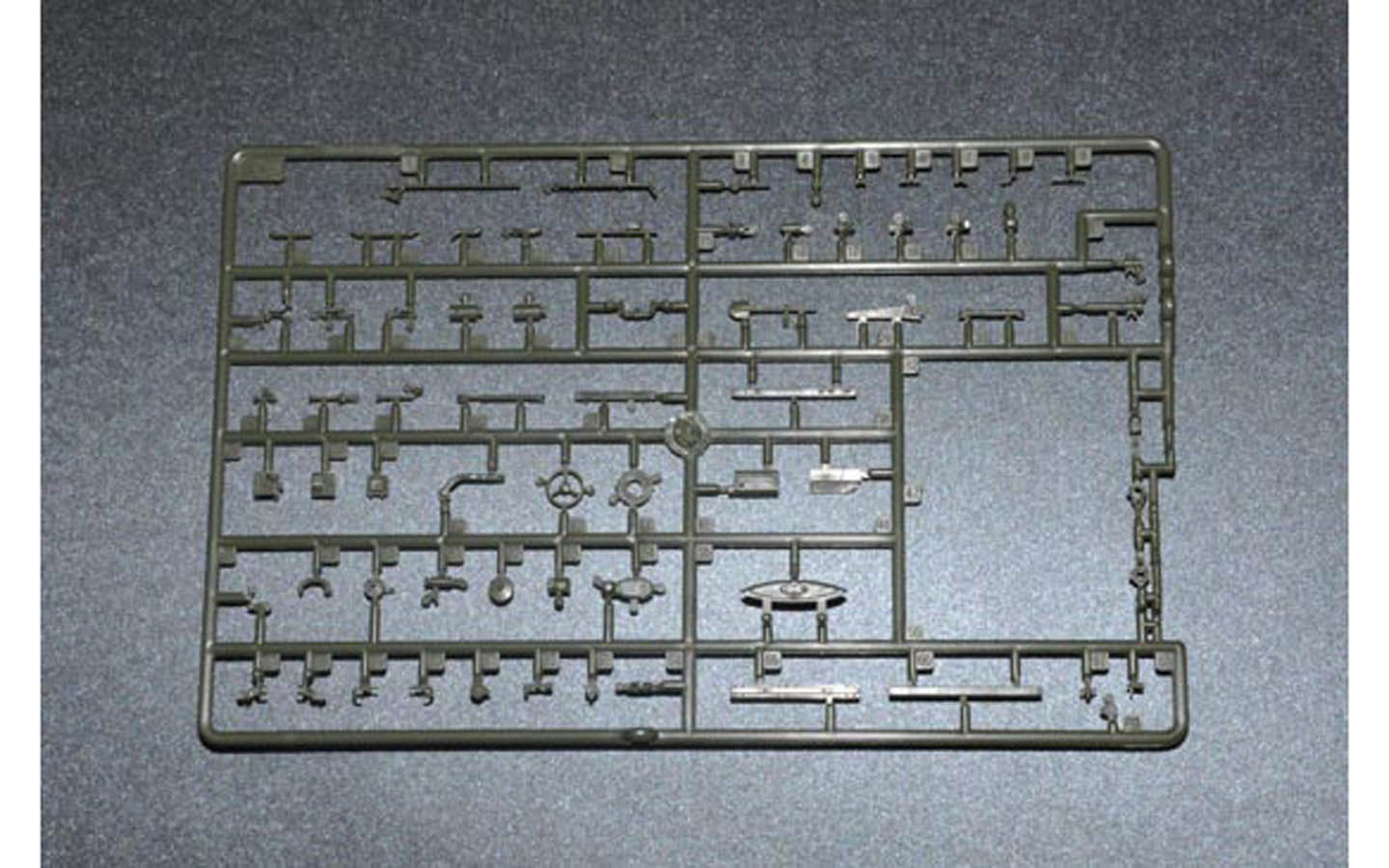 Soviet GAZ-67B Military Vehicles - Trumpeter 02346 | kingshobby.com