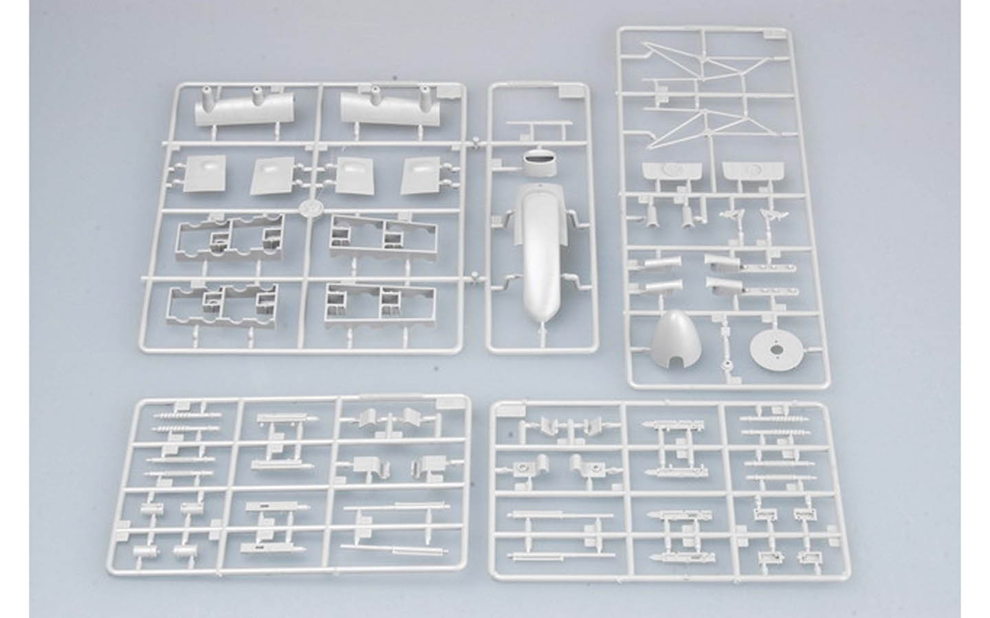 Hurricane Mk.II C/Trop - Trumpeter 02416 | kingshobby.com