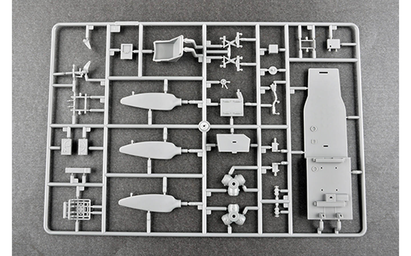 Junkers Ju-87B-2 Stuka - Trumpeter 02421 | kingshobby.com