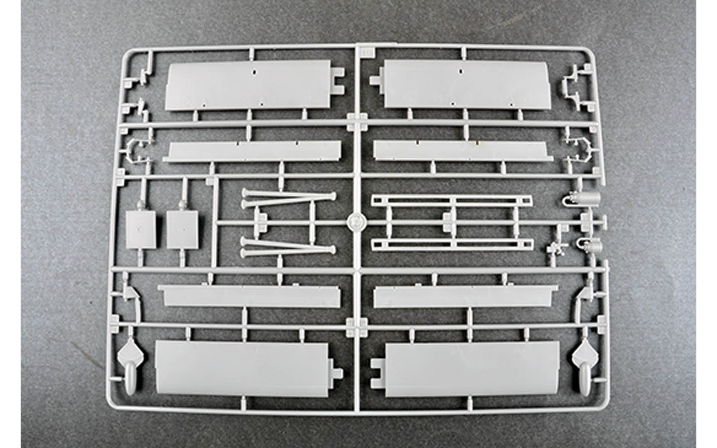 Junkers Ju-87B-2/U4 Stuka - Trumpeter 02422 | kingshobby.com