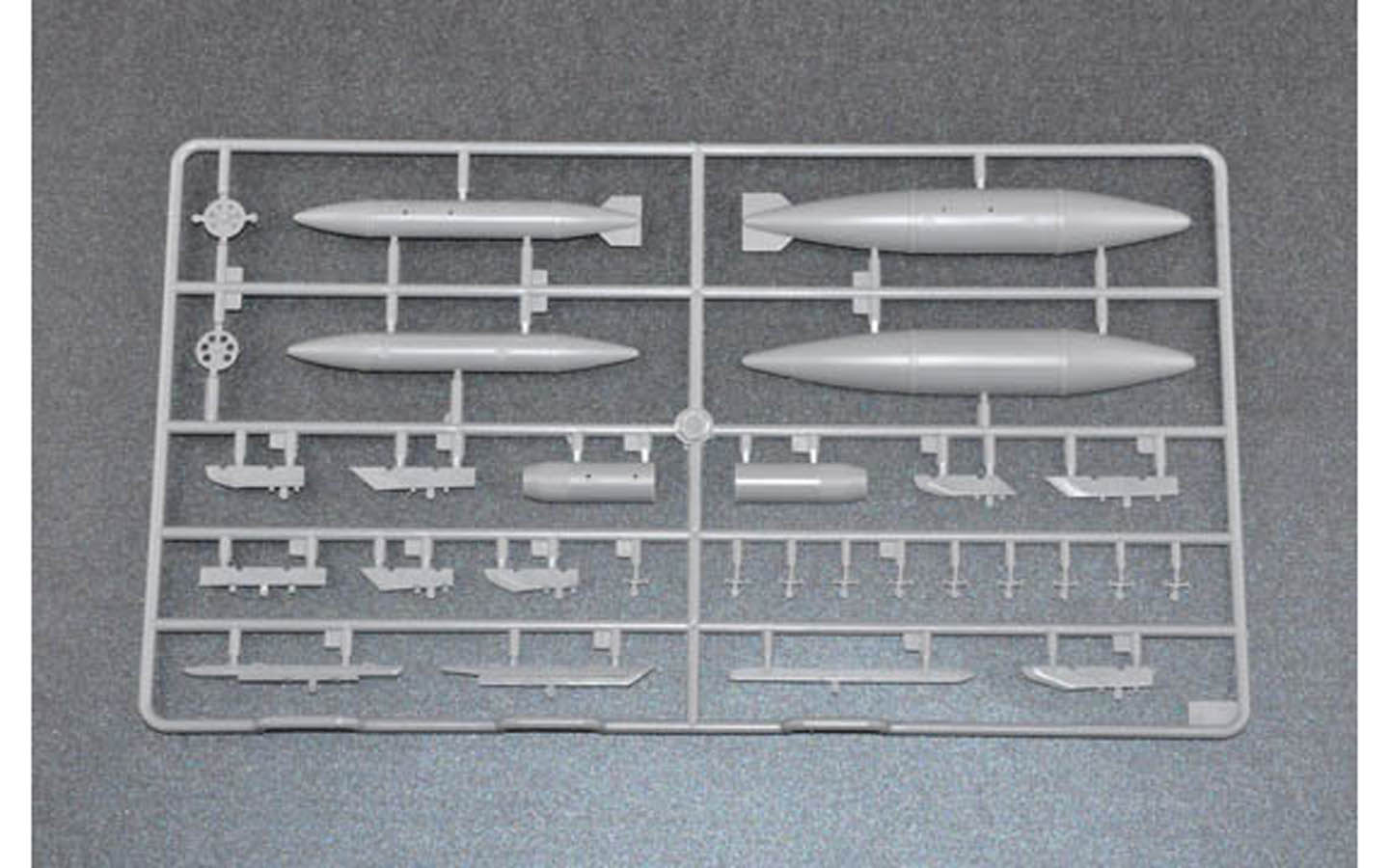 J-8F Finback - Trumpeter 02847 | kingshobby.com