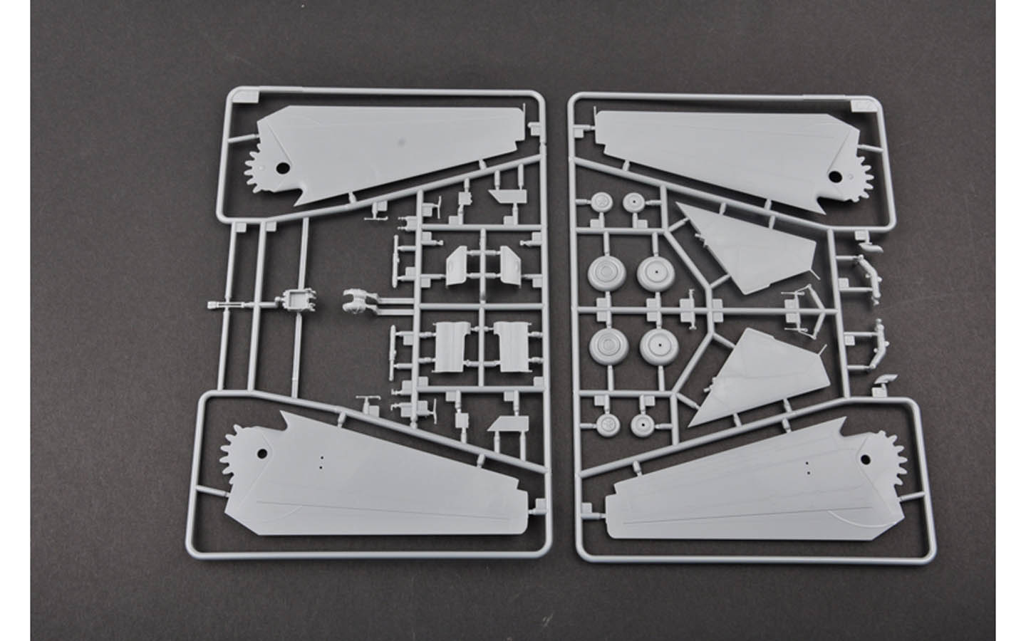 MIG-23M Flogger-B - Trumpeter 02853 | kingshobby.com