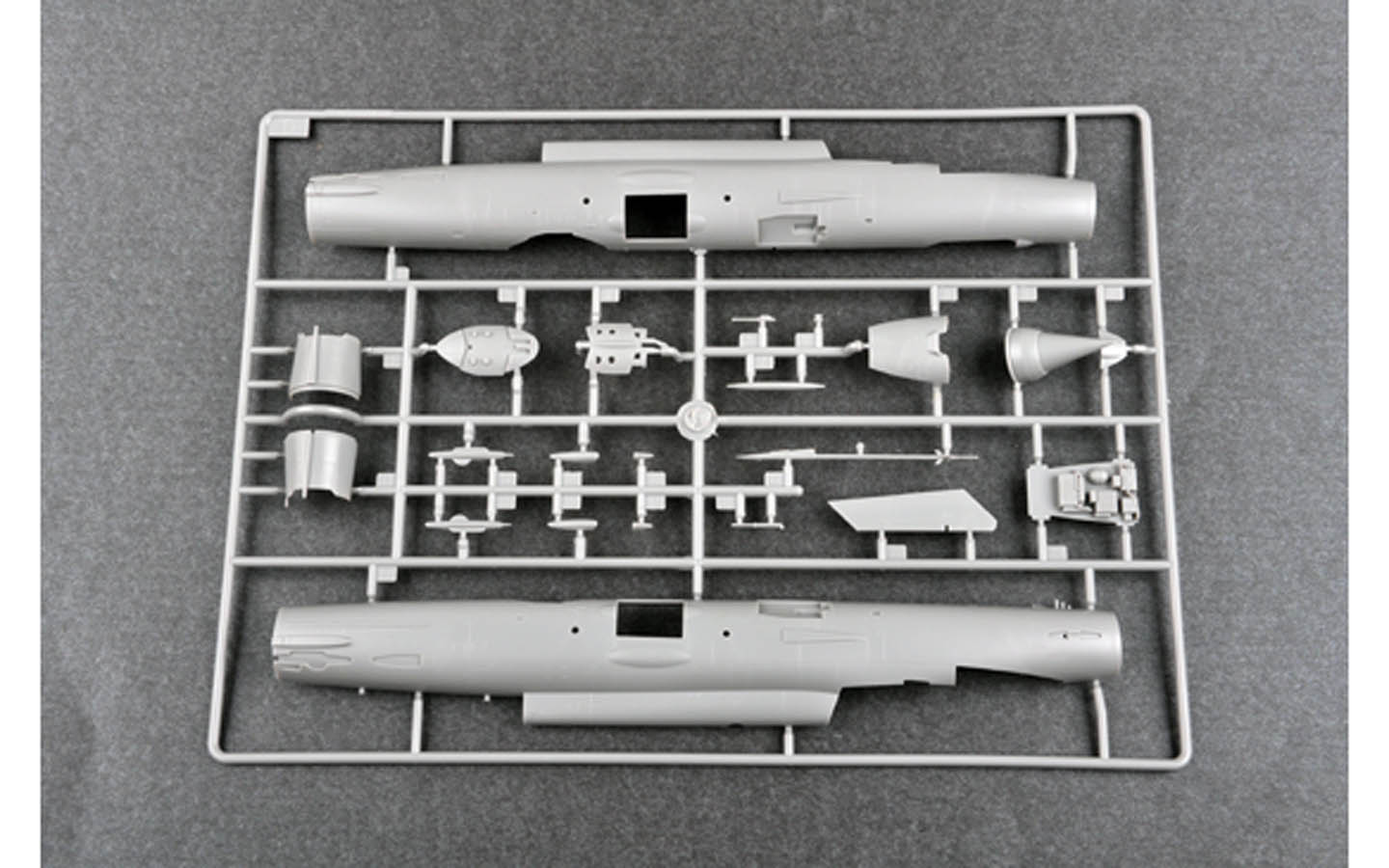 J-7C/J-7D - Trumpeter 02864 | kingshobby.com