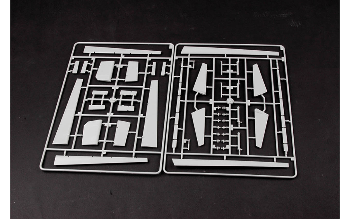 F-14A Tomcat - Trumpeter 03201 | kingshobby.com