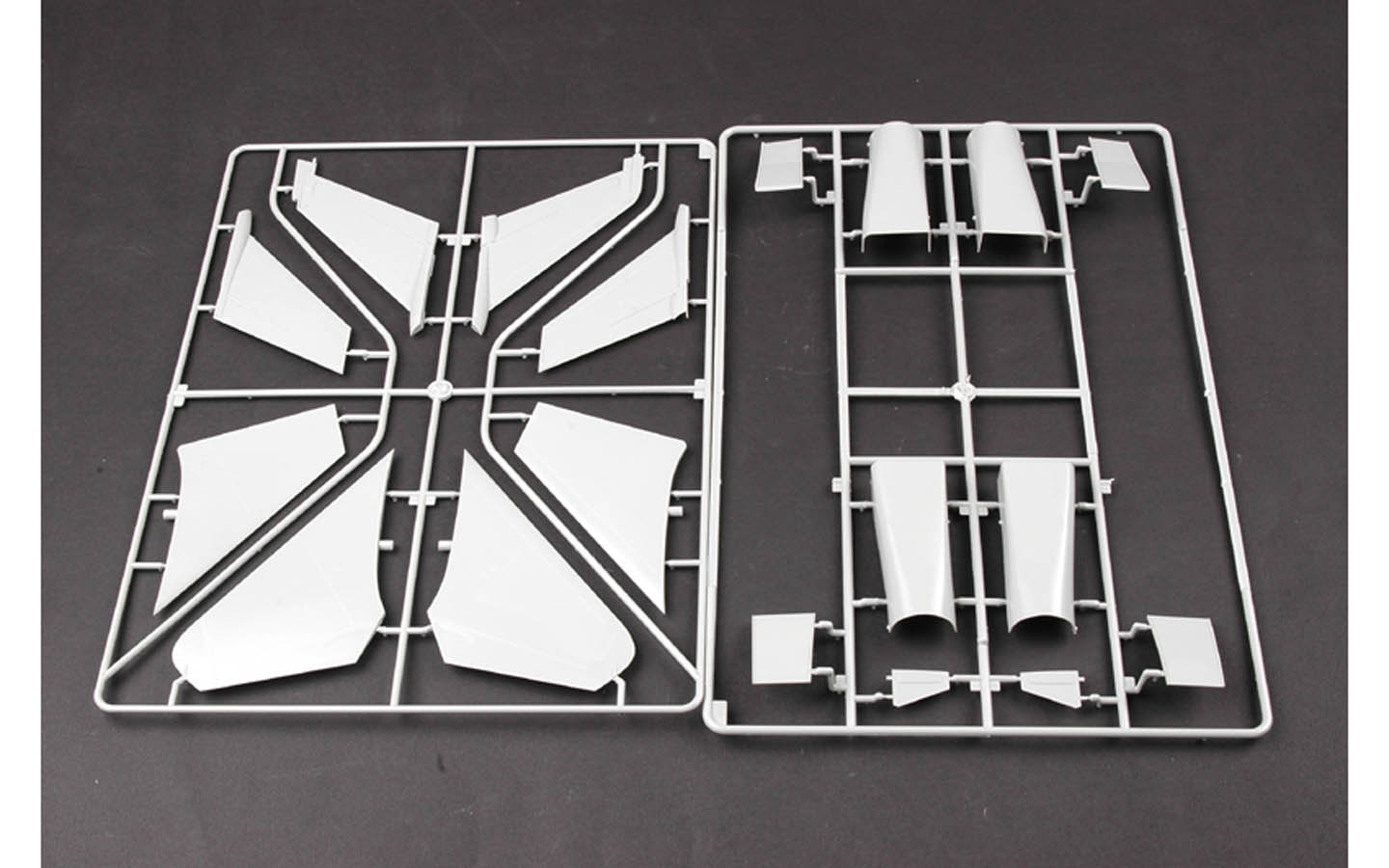 F-14A Tomcat - Trumpeter 03201 | kingshobby.com