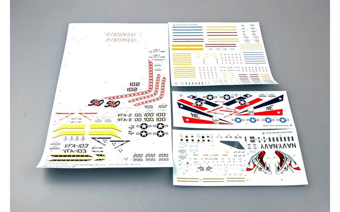 F/A-18F Super Hornet - Trumpeter 03205 | kingshobby.com