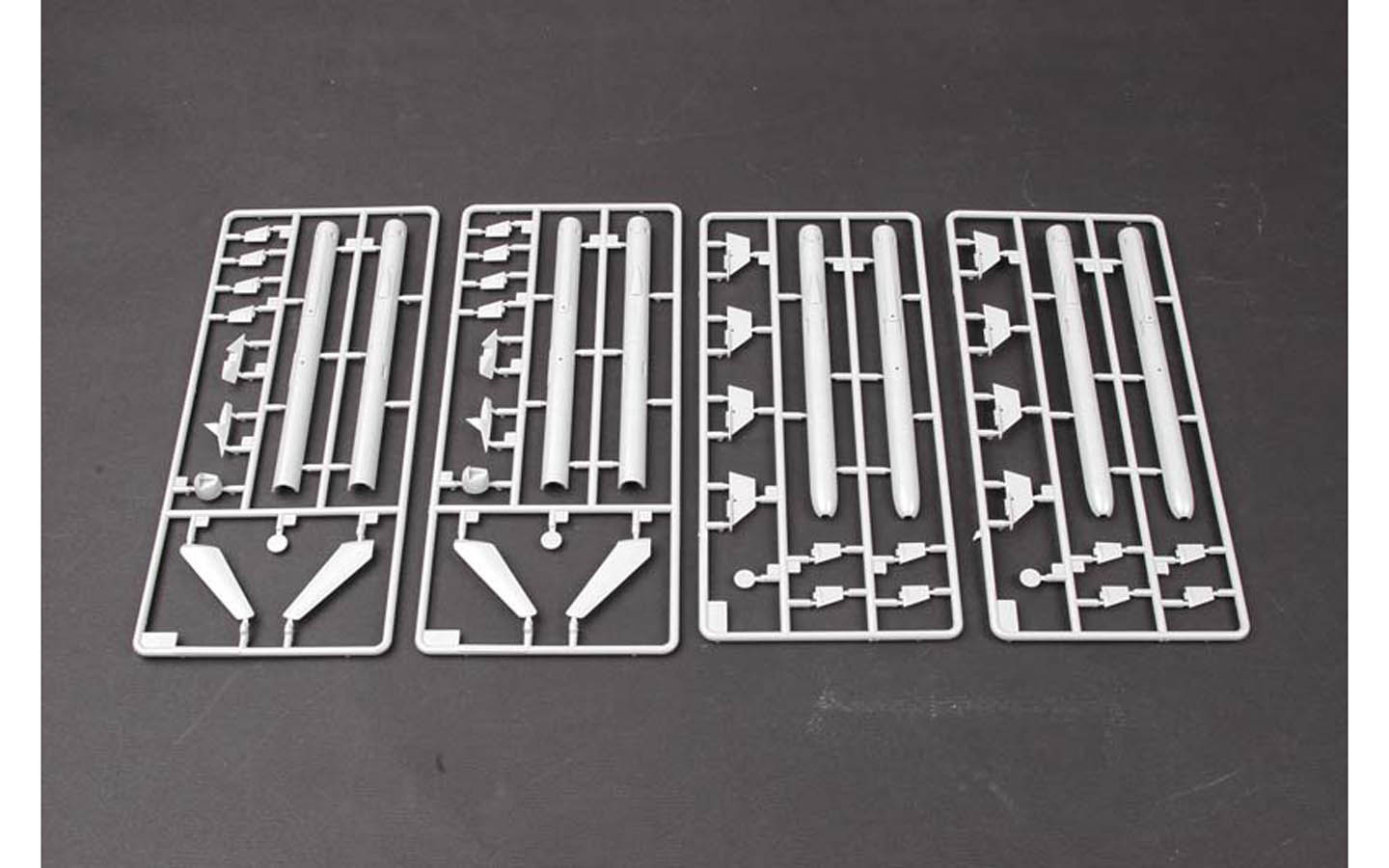 F/A-18F Super Hornet - Trumpeter 03205 | kingshobby.com