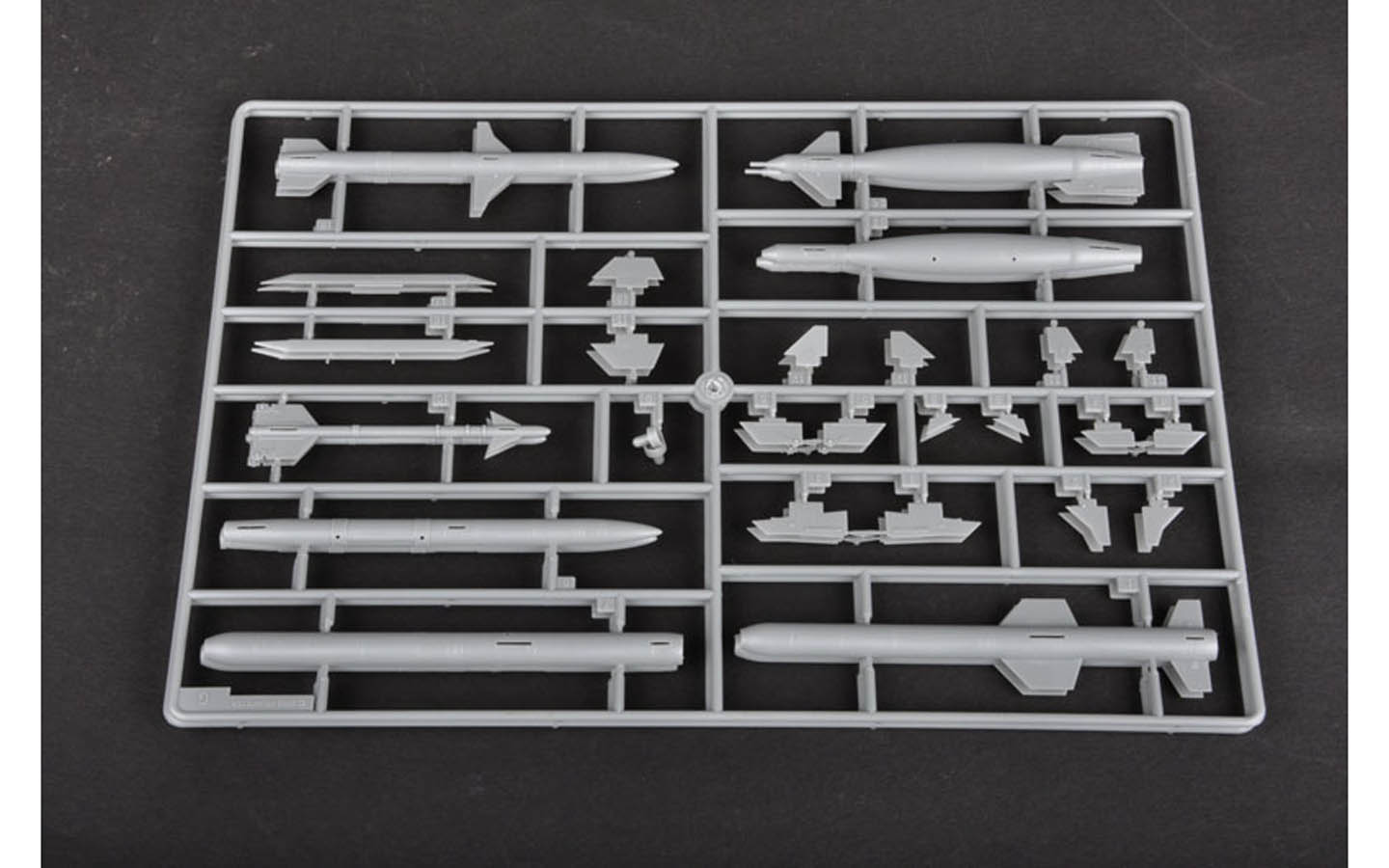 F-117A Nighthawk - Trumpeter 03219 | kingshobby.com