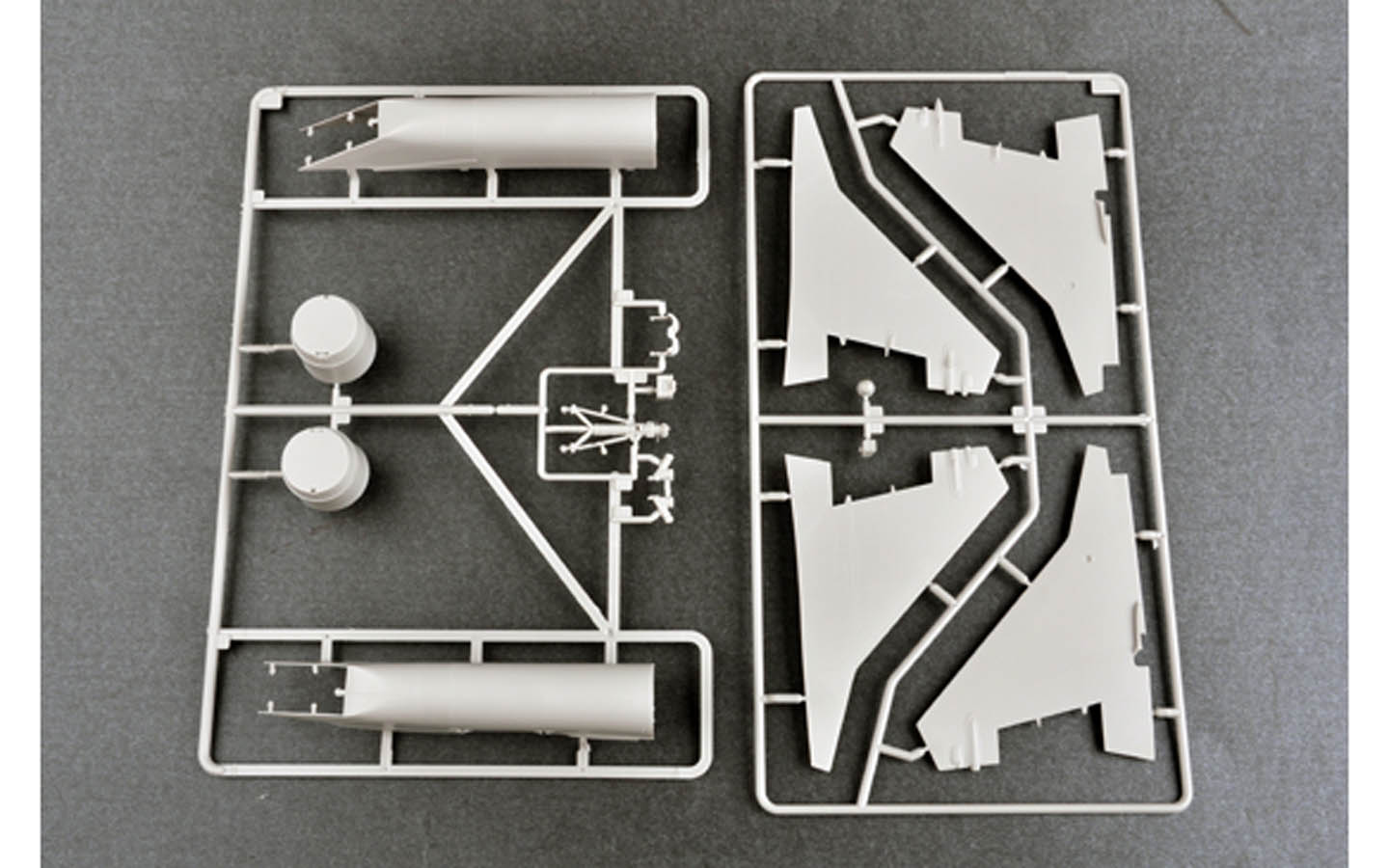 Russian MIG-29UB Fulcrum - Trumpeter 03226 | kingshobby.com