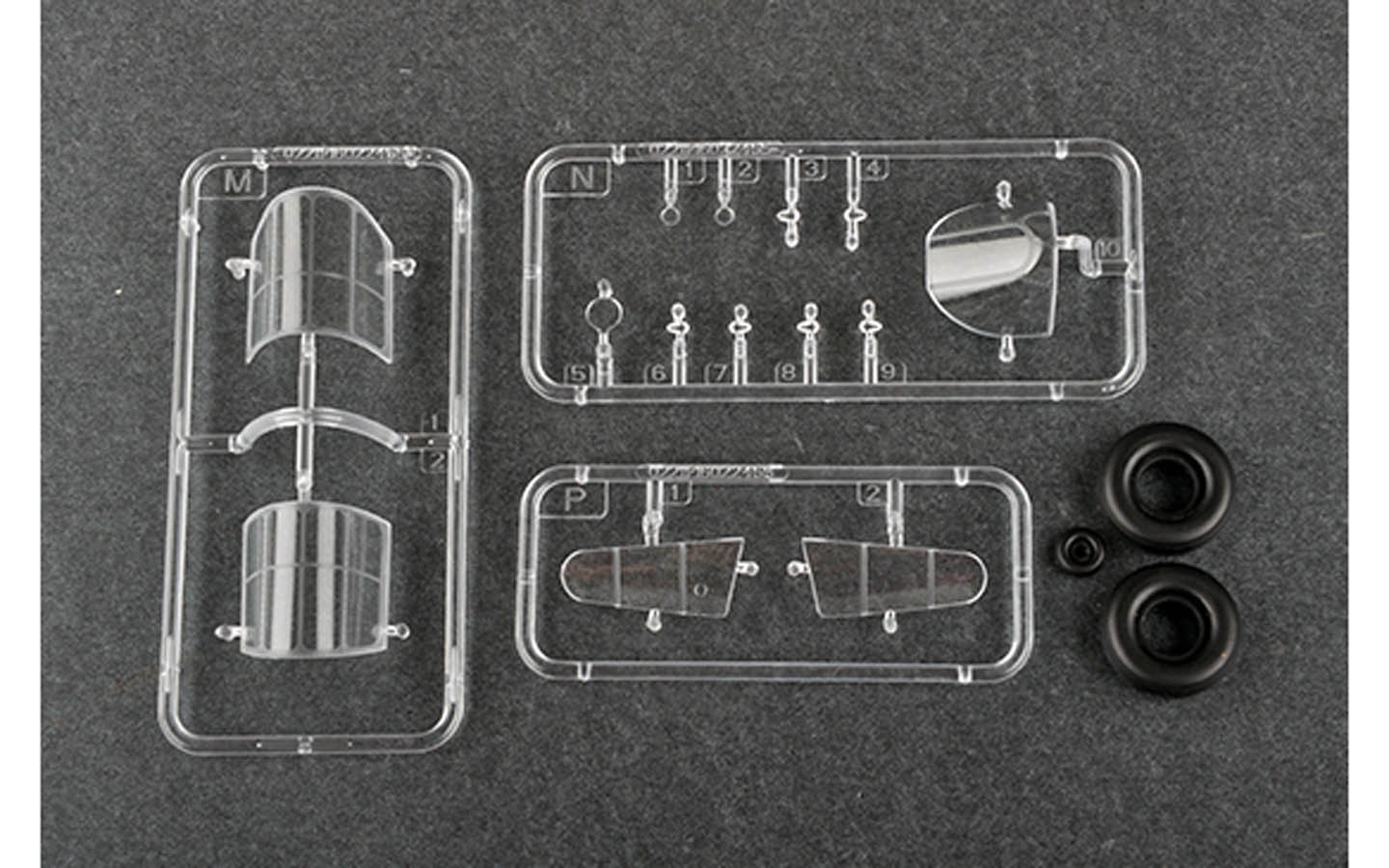 P-40F War Hawk - Trumpeter 03227 | kingshobby.com