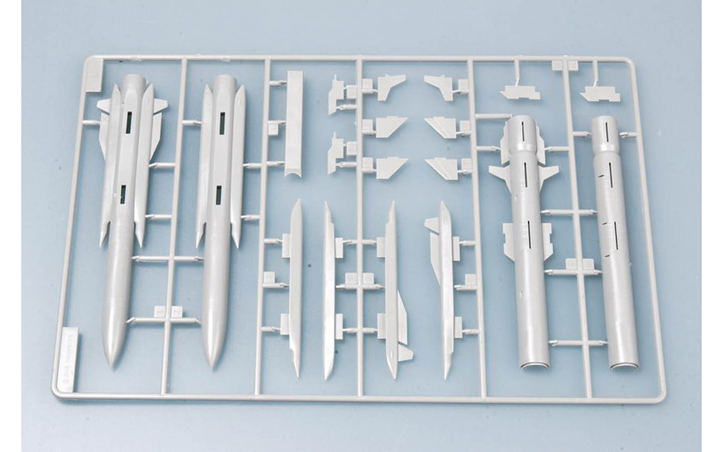 Russian Aircraft Weapon - Trumpeter 03301 | kingshobby.com