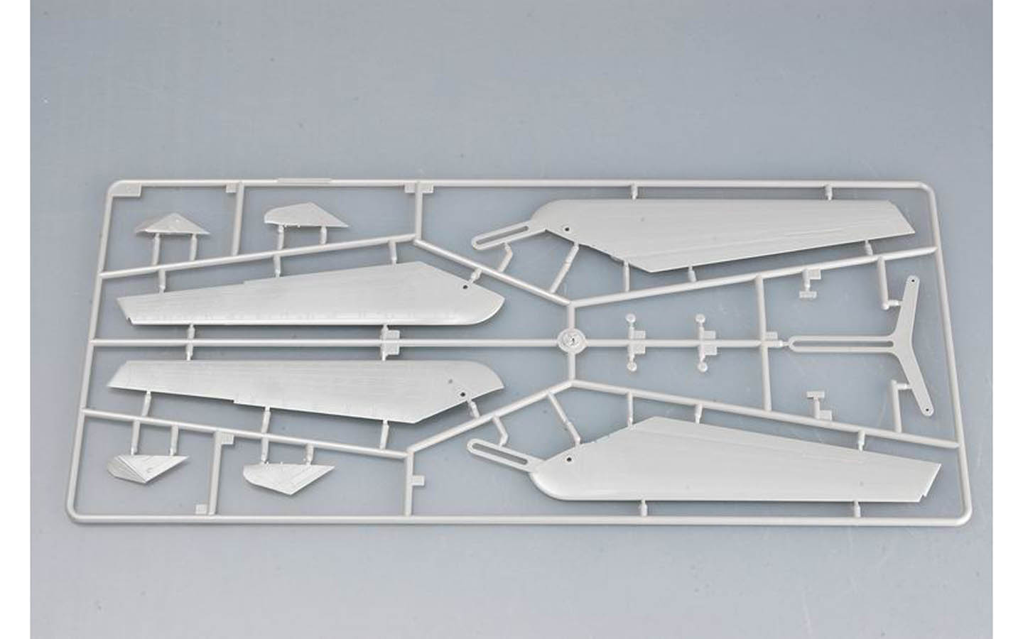 Tu-160 BlackJack Bomber - Trumpeter 03906 | kingshobby.com