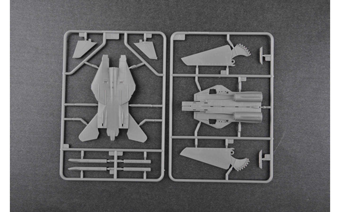 F-14B Tomcat - Trumpeter 03918 | kingshobby.com
