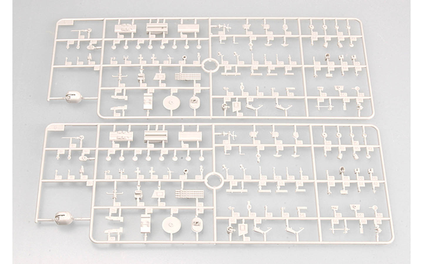 Russian Navy Udaloy Class Destroyer Admiral Panteleyev - Trumpeter ...