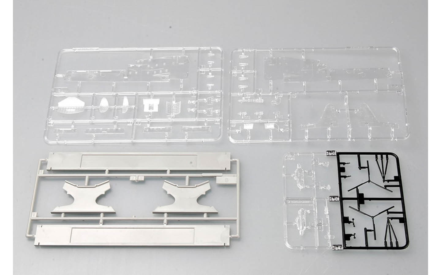 Russian Navy Varyag, Slava Class Cruiser - Trumpeter 04519 | kingshobby.com