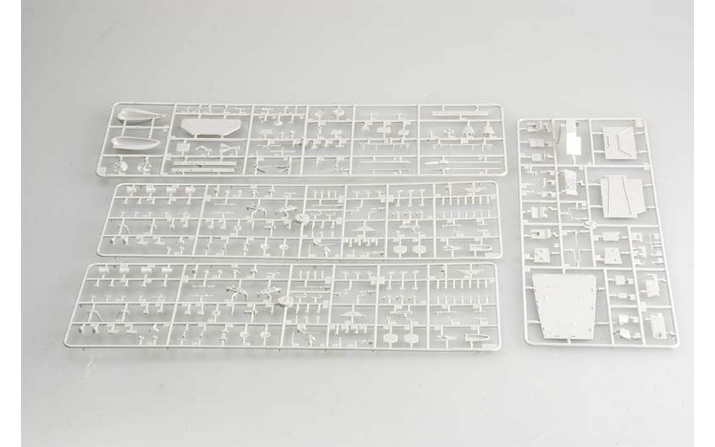 USS Lassen DDG-82 - Trumpeter 04526 | kingshobby.com