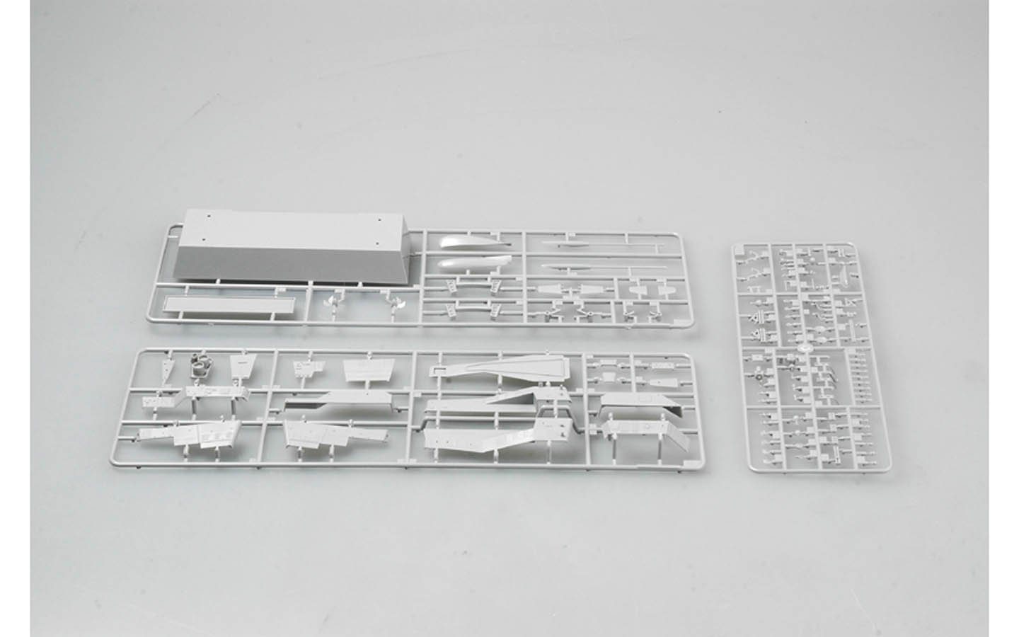 JMSDF DDG-174 Kirishima - Trumpeter 04533 | kingshobby.com