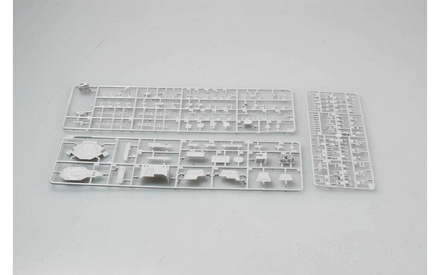 JMSDF DDG-174 Kirishima - Trumpeter 04533 | kingshobby.com